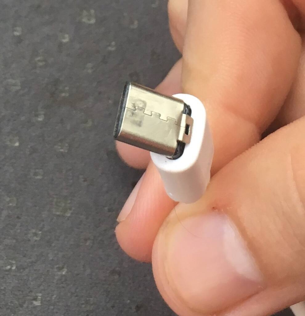 ¿Se puede dañar un puerto USB-C? - Adcod.com